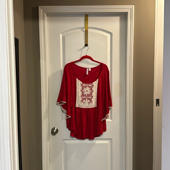 Alya | Tops | Super Cute Red Top With Cream Lace | Poshmark